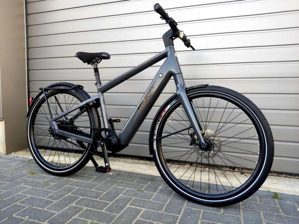 Muon Bradyon Cold Grey Maat: S(46cm) – Fiets vooruit